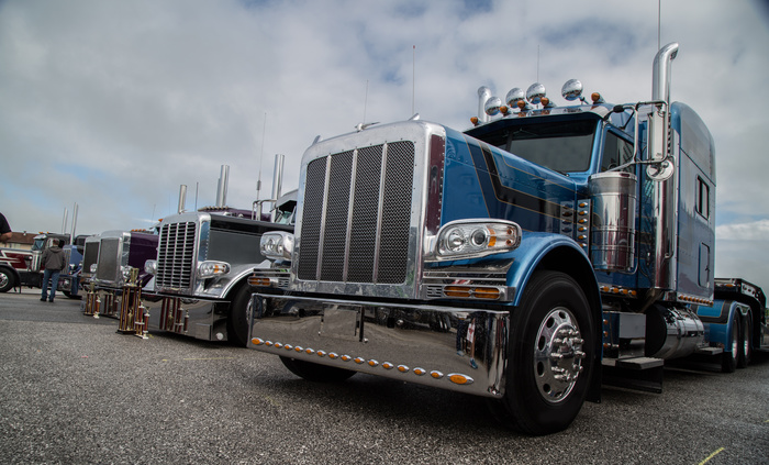 The Dangers of Bobtail Trucks | Law Offices of Gary Martin Hays ...